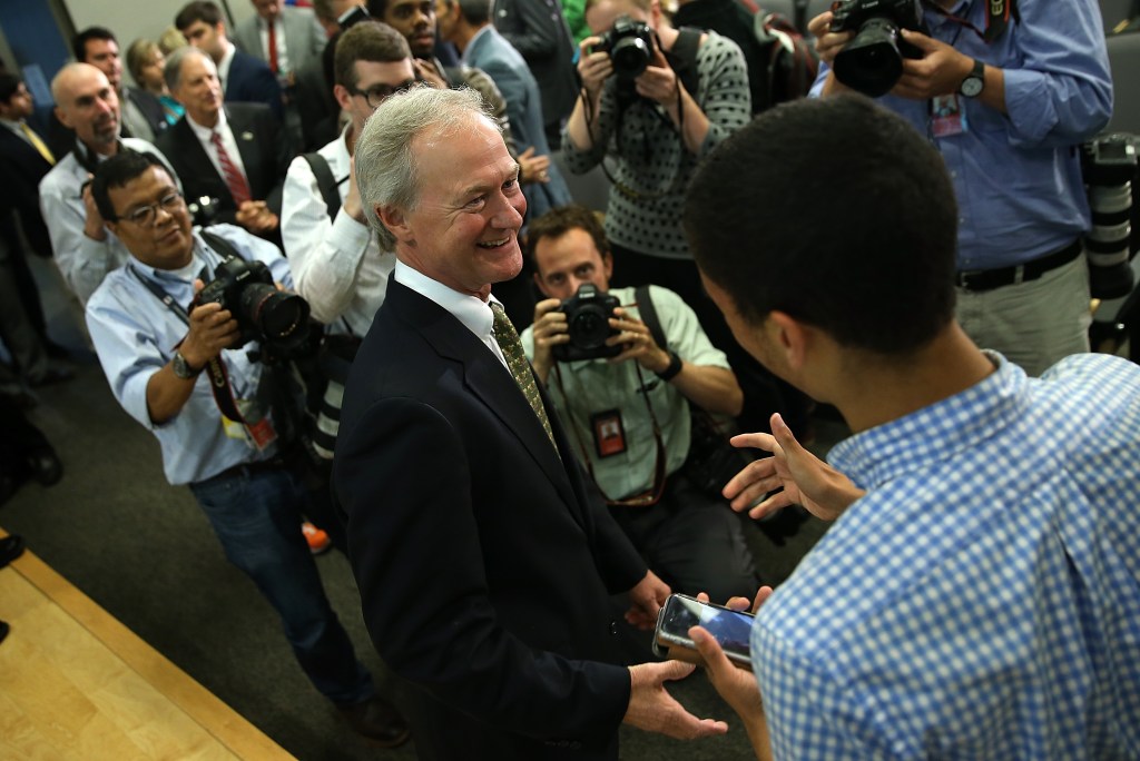 Chafee, Running for President, Calls for Snowden to Be Allowed Home ...