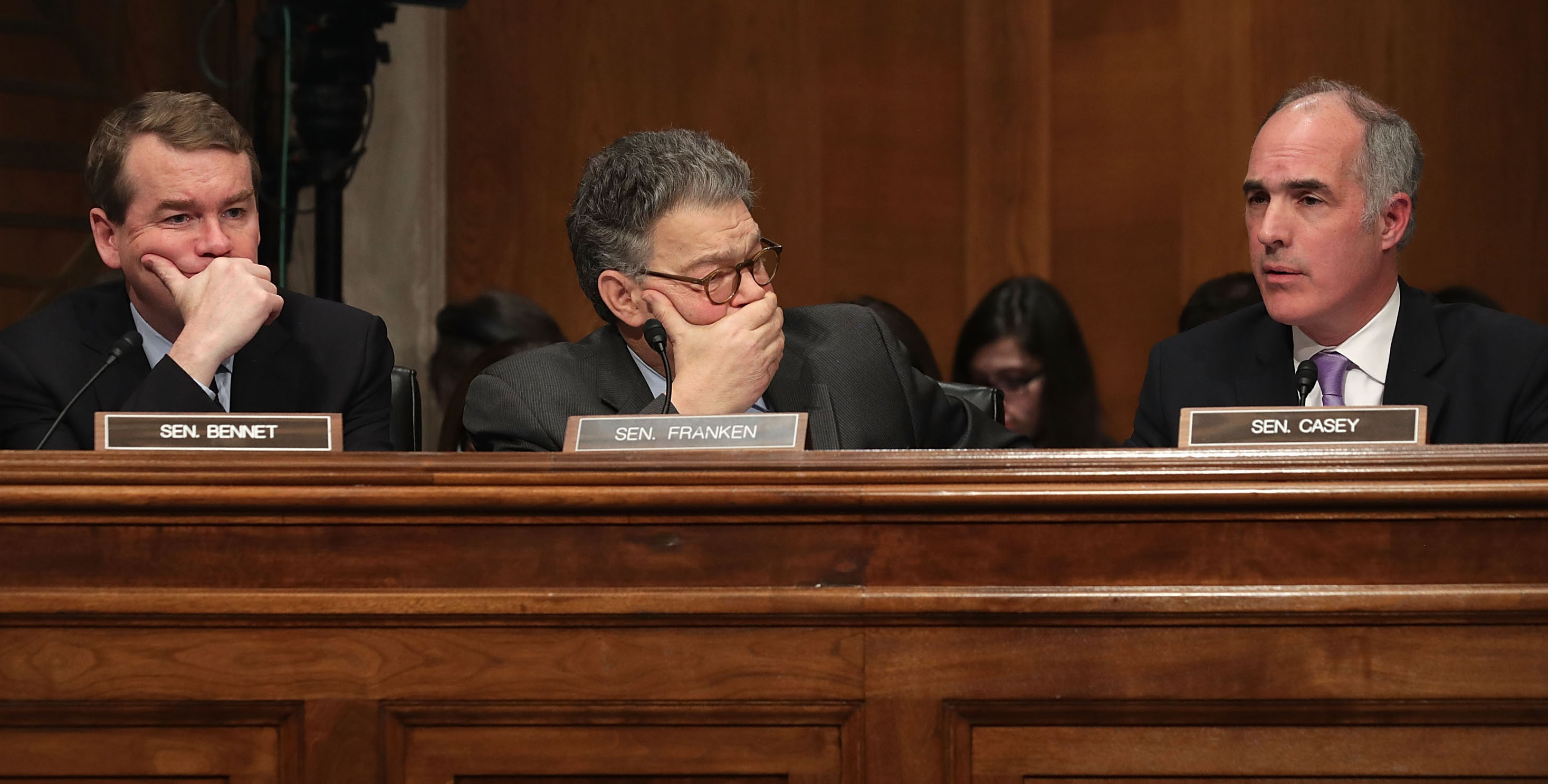 Senator Demands Mnuchin Tell the Truth About Robo-Signing