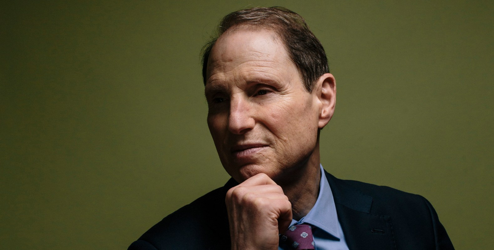 Sen. Ron Wyden Talks Trump-Russia, “Warrantless Backdoor Queries" and ...