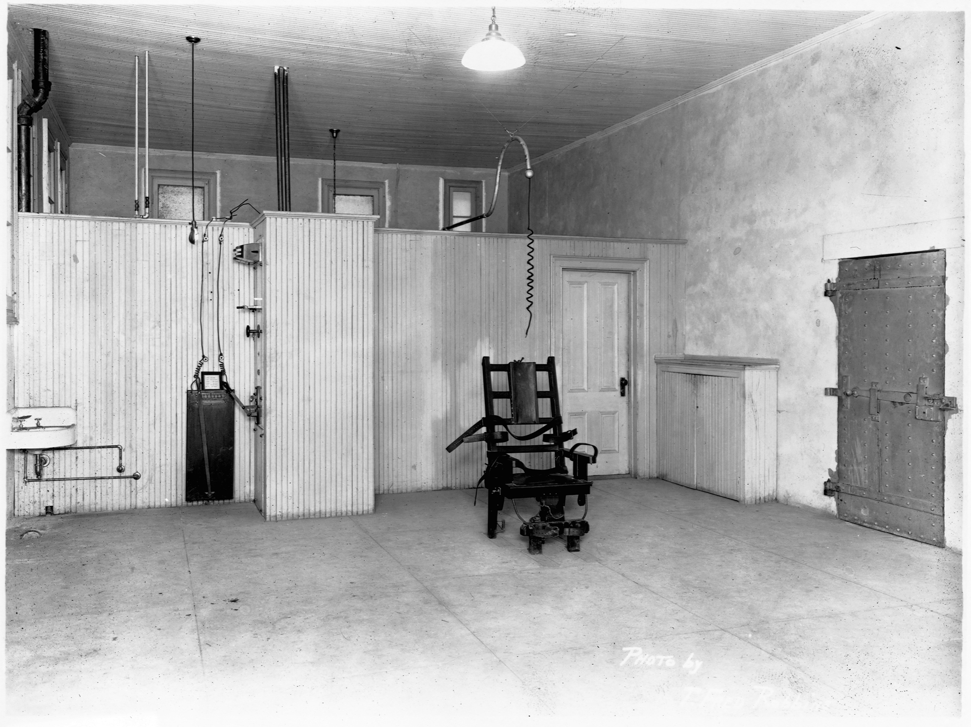 Arkansas Plans to Execute Seven People This Month, Continuing Long ...