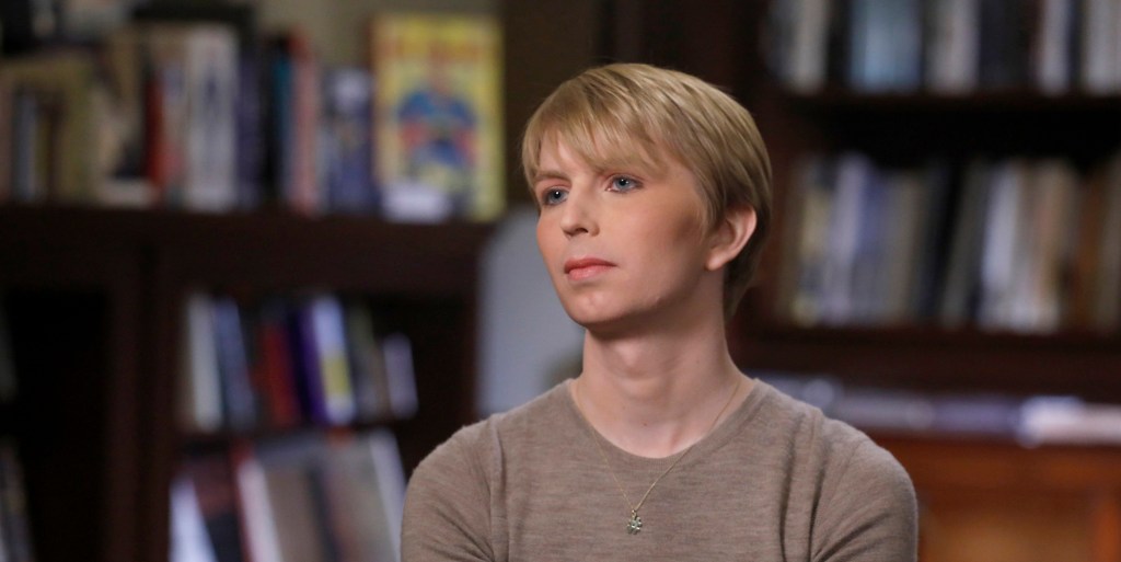 Harvard Told Chelsea Manning that “Sean Spicer Has Something to Contribute”