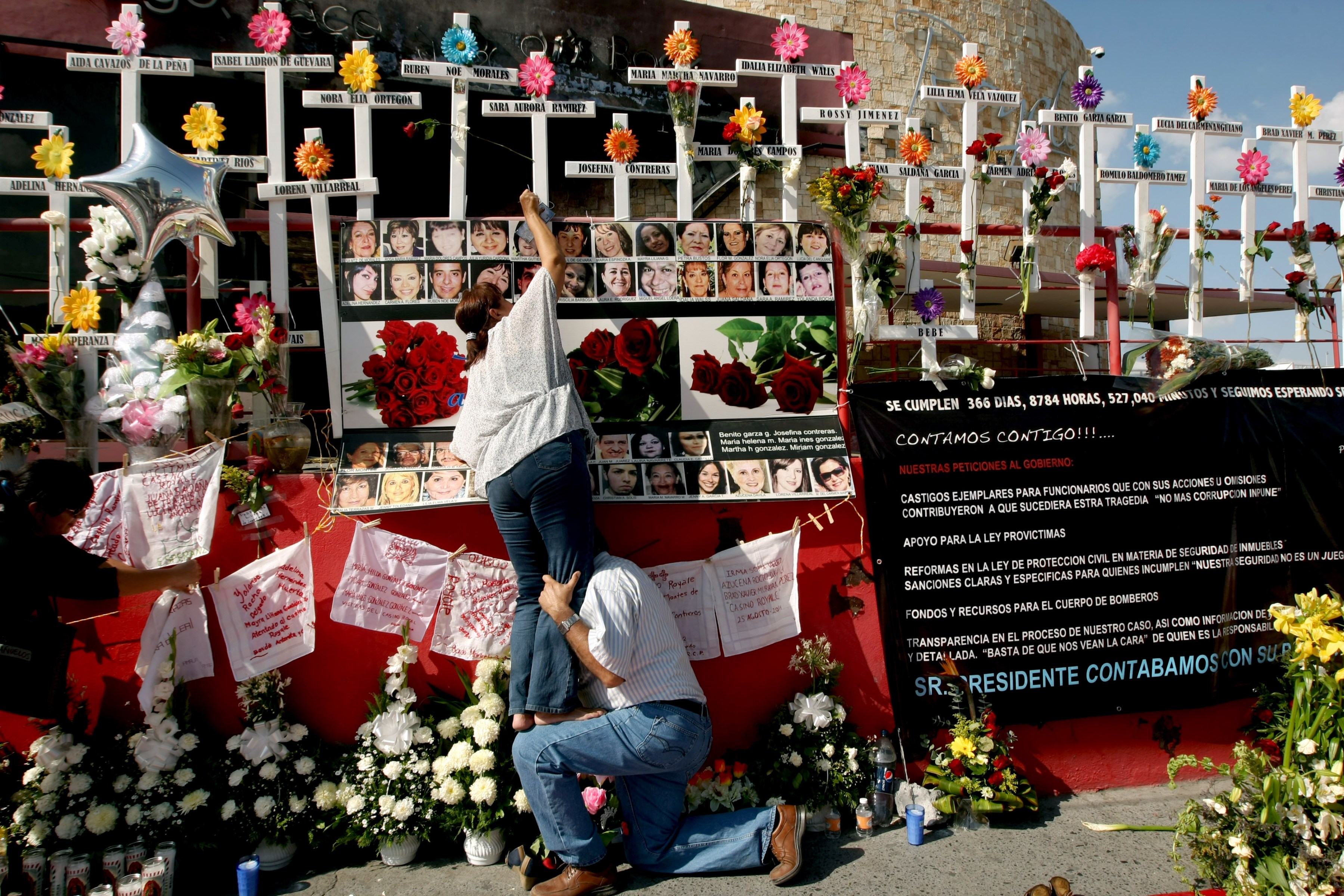 New Book "Bloodlines" Explores Turf Wars on the Border