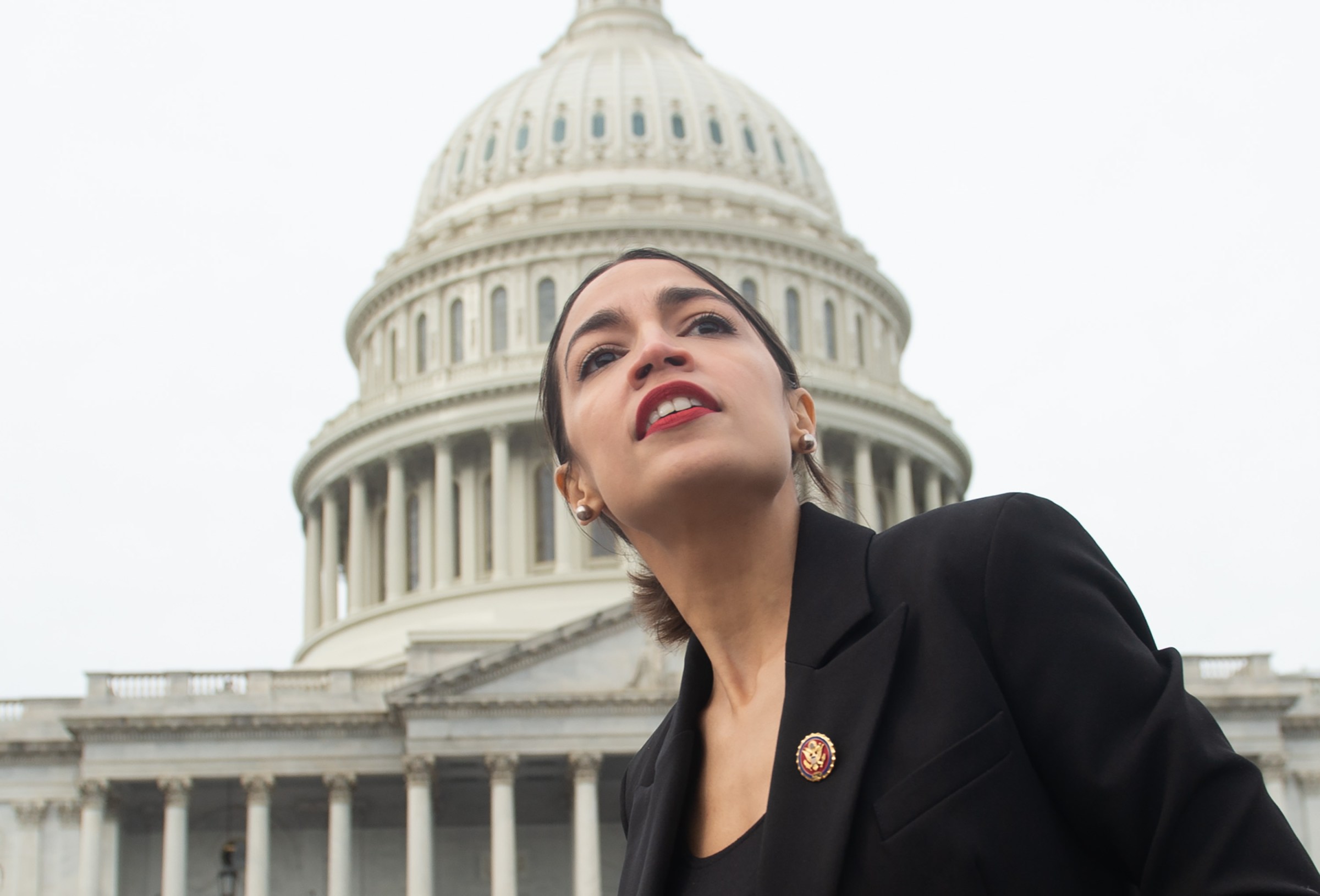 Ocasio-Cortez and Bernie Sanders Introduce Bank Legislation