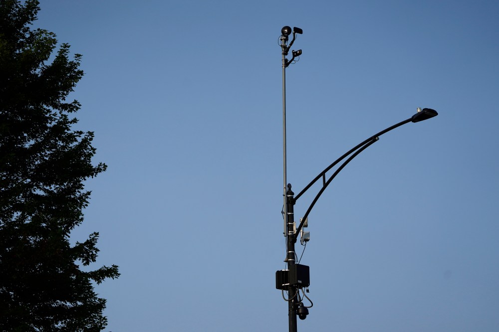 AI Tries (and Fails) to Detect Weapons in Schools
