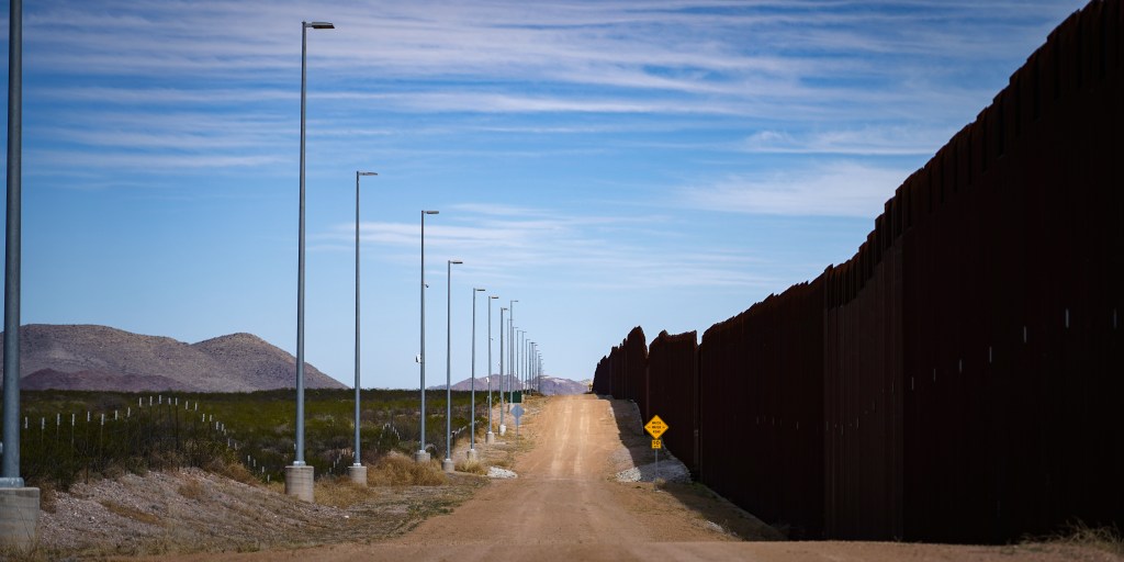 DHS Stadium-Style Border Lights Threaten Desert Ecosystems