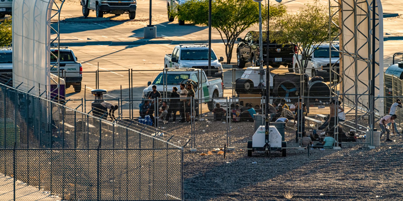 Border Patrol Caging Migrants Outside in Deadly Arizona Heatwave