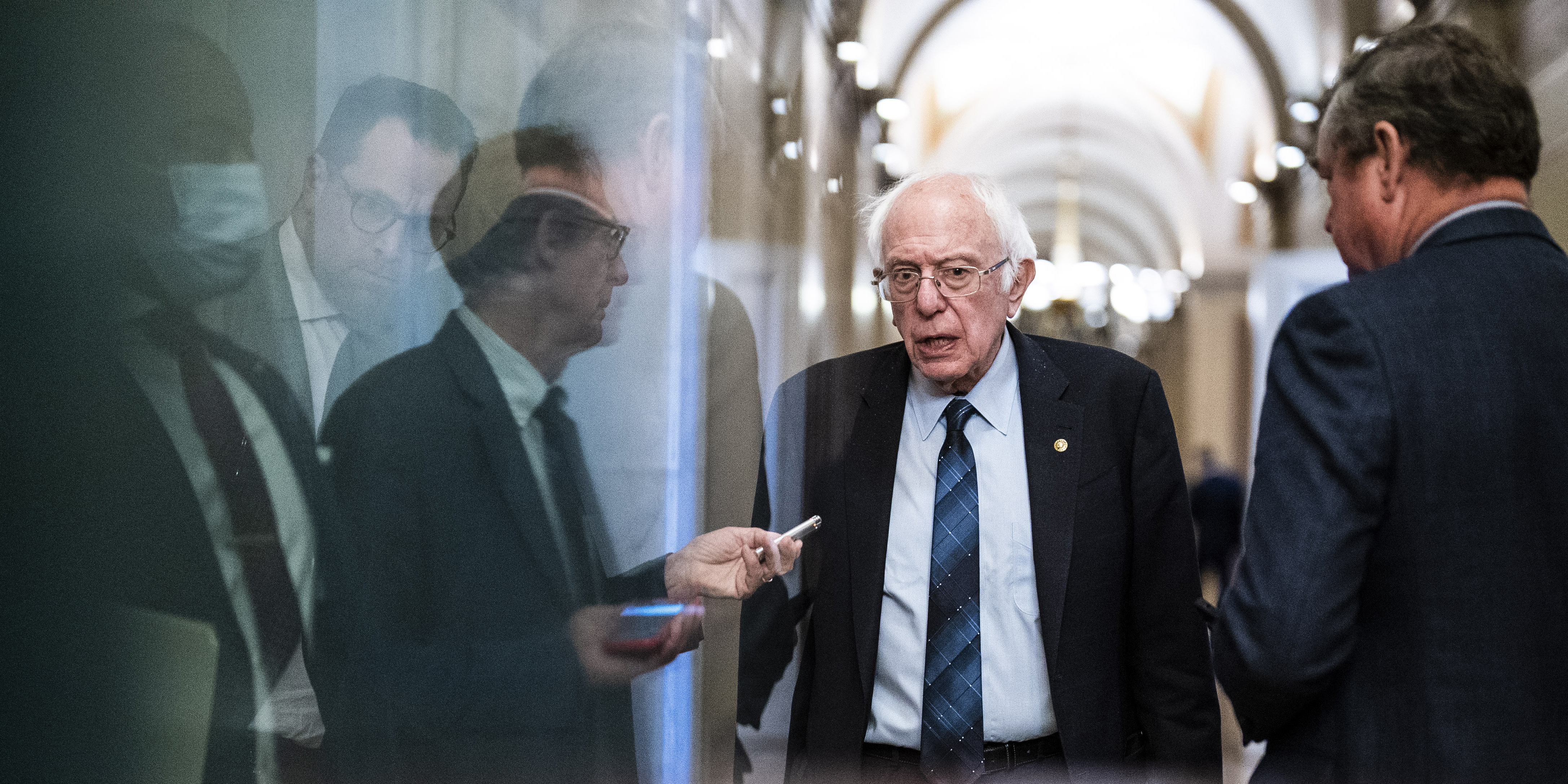 300 Bernie Sanders DNC Delegates Push for Gaza Ceasefire Call
