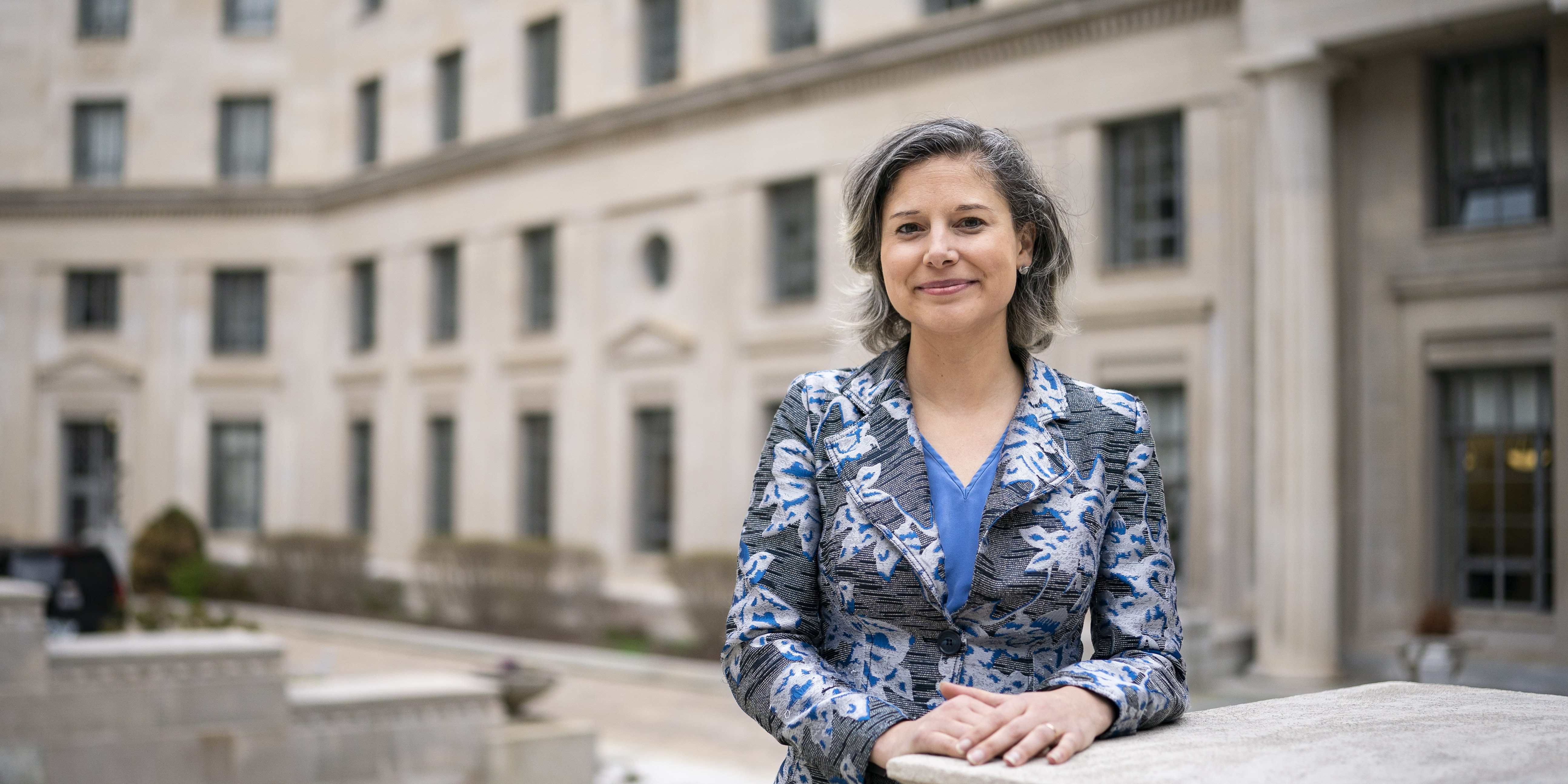 Maggie Goodlander’s Campaign Fueled by Out-of-State Donors