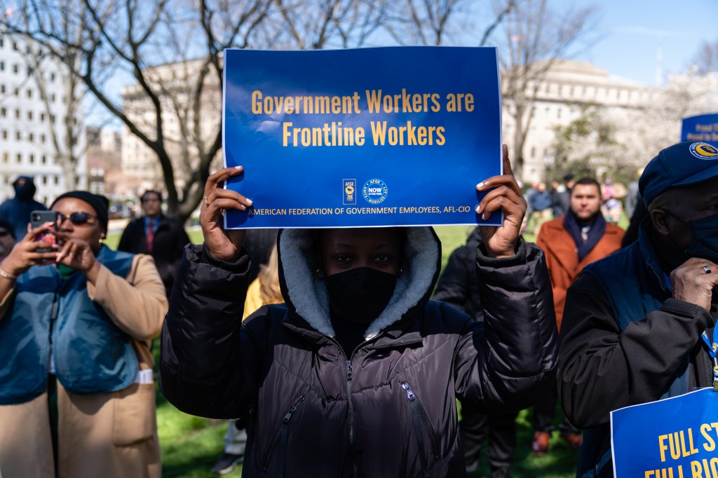 Federal Labor Unions Steel Themselves for Trump’s Mass Firings