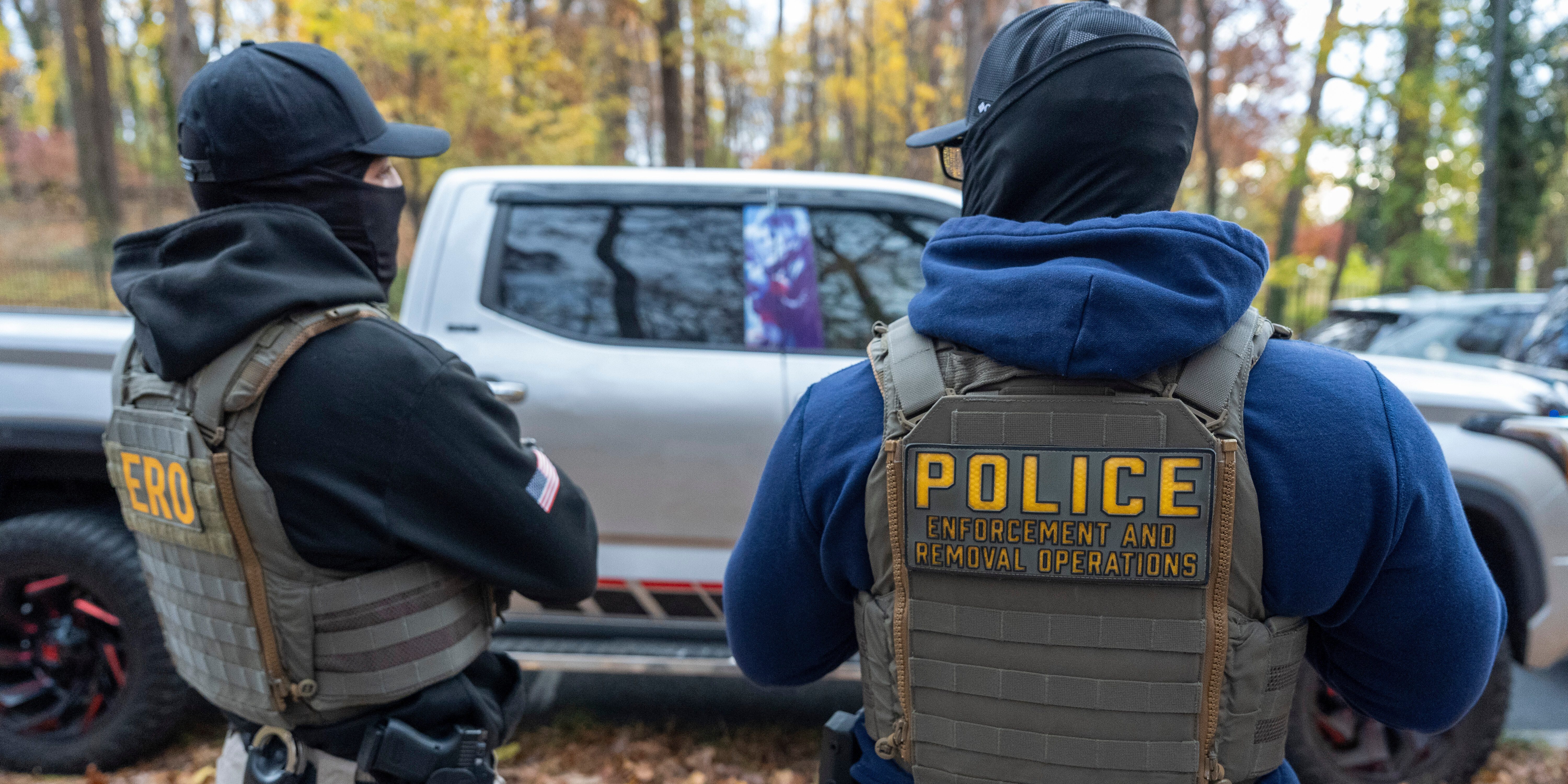 License Plates of Unmarked ICE Cars Tracked in Public Database