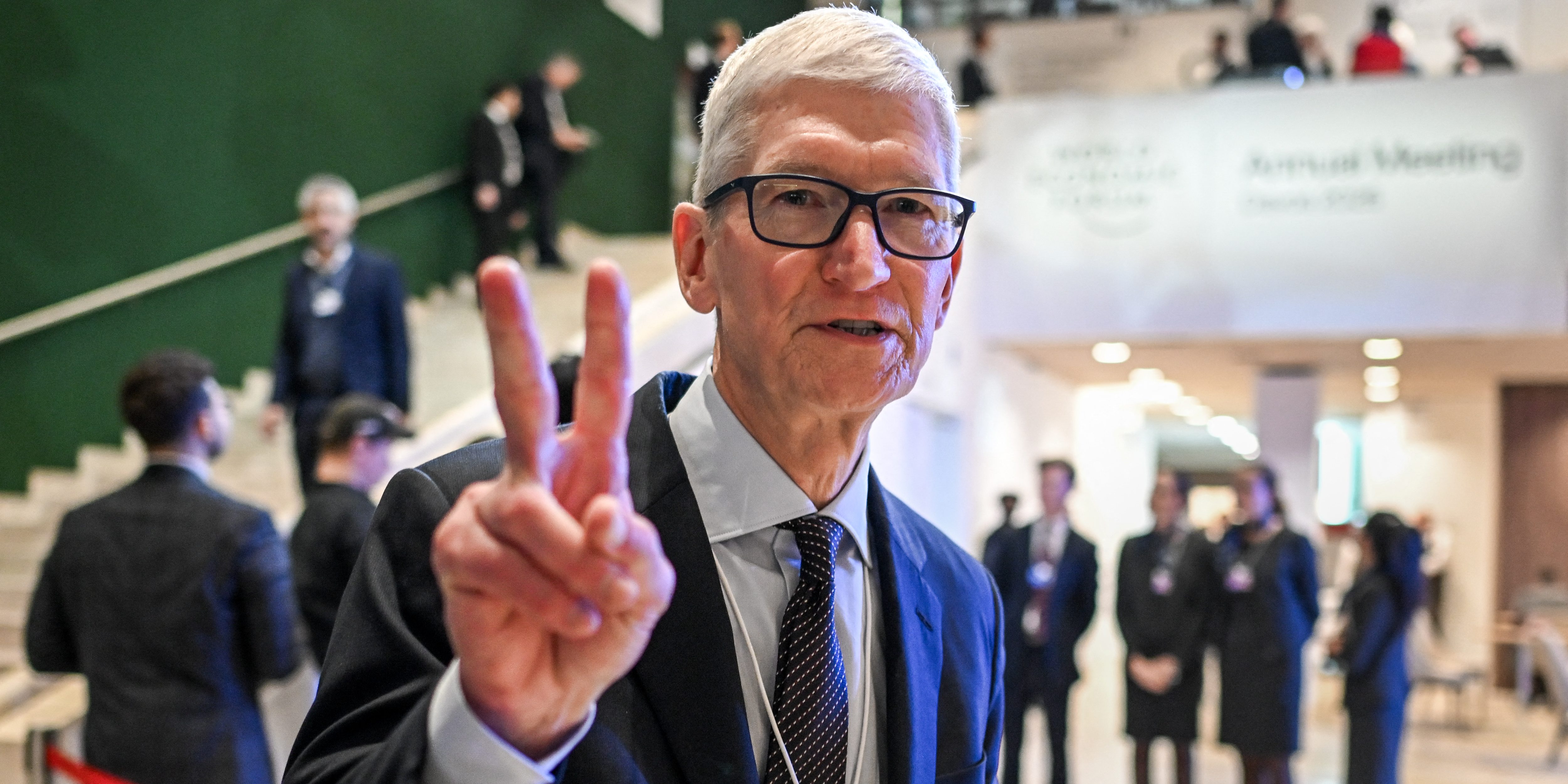 Apple Workers Are Livid That Tim Cook Saw “Melania” Movie Hours After ...